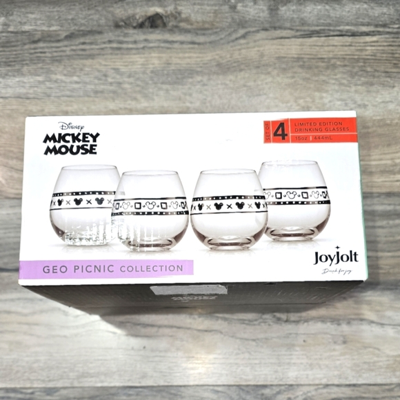 Jolt | Dining | Joyjolt Disney Geo Picnic Mickey Mouse Stemless Wine ...